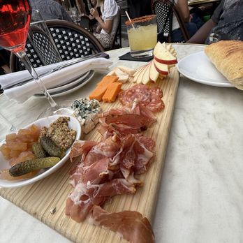 PLONK - Updated October 2025 - 180 Photos & 320 Reviews - 29 E Main St ...