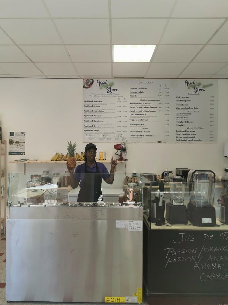 ACAI STORE - 4 Pl Hofheim, Chinon, Indre-et-Loire, France - Fast Food ...
