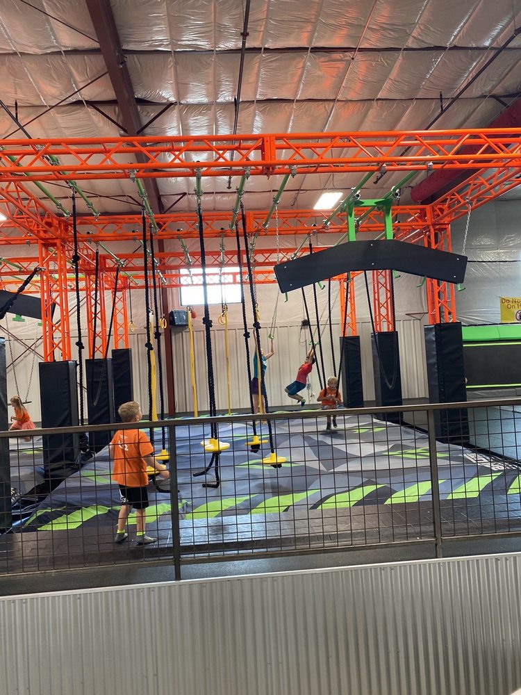 JUMPTIME - Updated July 2025 - 10 Photos - 159 Homestake Drive, Bozeman ...
