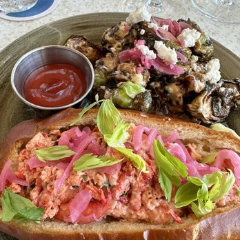 OCEANS 234 - Updated November 2024 - 1601 Photos & 1125 Reviews - 234 N ...