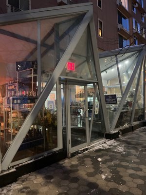 NISI - Updated August 2025 - 131 Photos & 138 Reviews - 549 Main St ...