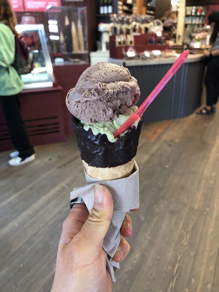 HARLANS CHOCOLATES AND GELATO - Updated November 2025 - 15 Photos & 15 ...