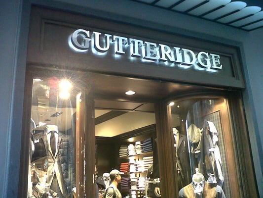 GUTTERIDGE - Updated July 2025 - 16 Reviews - Via chiaia 188, Napoli ...