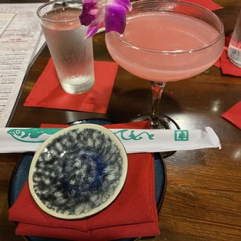 DRAGONFLY ROBATA GRILL & SUSHI - Updated August 2024 - 2604 Photos ...