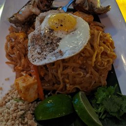 SEA THAI BISTRO - 526 Photos & 523 Reviews - 2350 Midway Dr, Santa Rosa ...