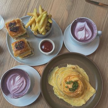 ELLIE BIRD - Updated July 2024 - 698 Photos & 184 Reviews - 125 Founder ...