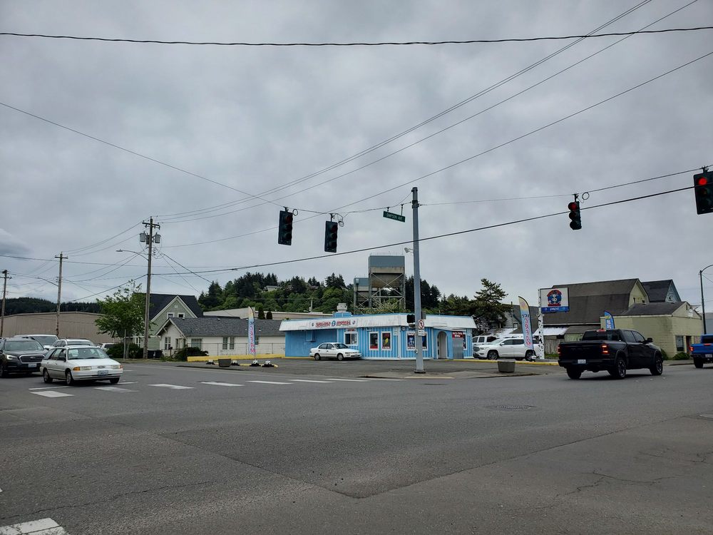 BUDDY MOO’S - Updated October 2025 - 16 Reviews - 501 Simpson Ave ...