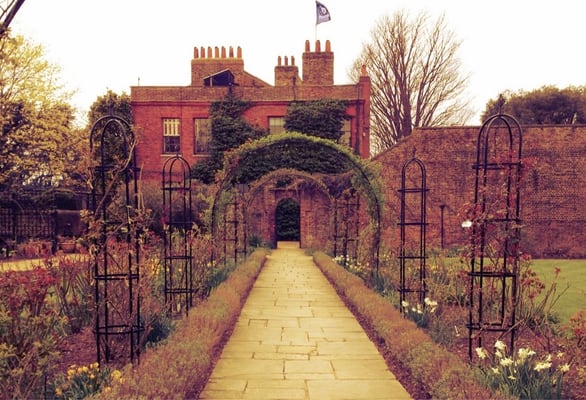 CAPEL MANOR COLLEGE - Updated December 2025 - Bullsmoor Lane, Enfield ...