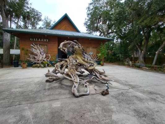 BALIKER GALLERY - Updated October 2025 - 37 Photos - 5922-5928 N ...