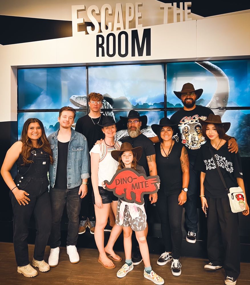 ESCAPE THE ROOM - 139 Photos & 227 Reviews 【3223 Glendale Galleria ...
