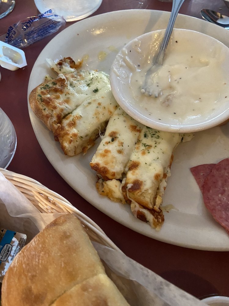 ROSA’S SQUEEZE INN - Updated July 2024 - 16 Photos & 21 Reviews - 16454 ...