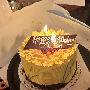 MANHATTAN SWEETS BOUTIQUE BAKERY - 155 Photos & 117 Reviews - 547 Main ...