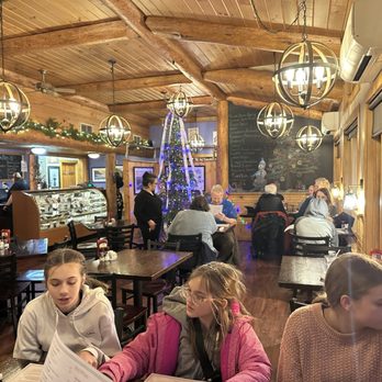 RUSTIC INN CAFE - Updated June 2024 - 234 Photos & 336 Reviews - 2773 ...