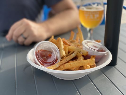 THE COMMONS - Updated July 2024 - 157 Photos & 42 Reviews - 147 Welborn ...