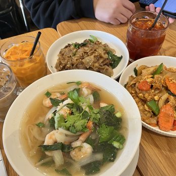 KIN’D - Updated December 2025 - 2751 Photos & 1386 Reviews - 192-03 ...