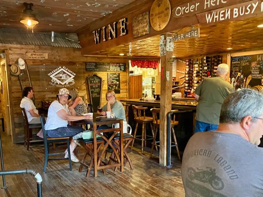 WAKEMAN ELEVATOR CRAFT BEER & WINE BARN - Updated December 2025 - 58 ...