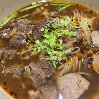 THA PHRAYA - Updated July 2024 - 160 Photos & 36 Reviews - 1553 2nd Ave ...