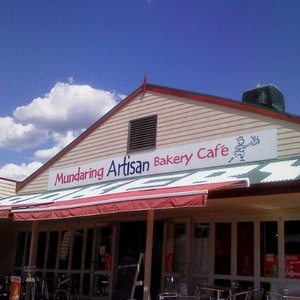 MUNDARING ARTISAN BAKERY CAFE - 7110 Great Eastern Hwy, Mundaring ...