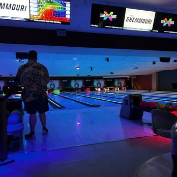 OAK HILLS BOWLING CENTER - Updated December 2025 - 59 Photos & 105 ...