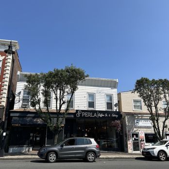 PERLA COFFEE CO & EATERY - Updated December 2025 - 161 Photos & 54 ...