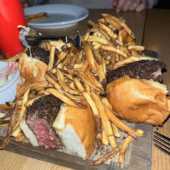 GOOD LUCK RESTAURANT - Updated October 2025 - 670 Photos & 827 Reviews ...