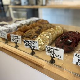 LINDEN BAKERY - Updated July 2025 - 78 Photos & 63 Reviews - 356 Morrison Plantation Pkwy ...