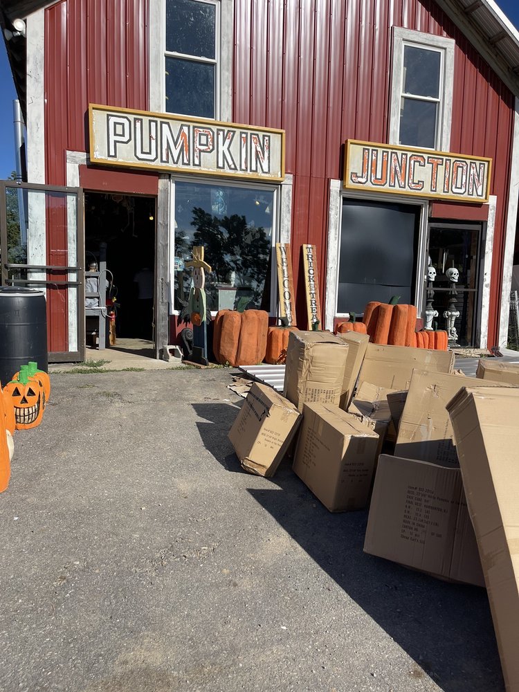 PUMPKIN JUNCTION - 2188 Graffenburg Rd, Sauquoit, NY - Yelp