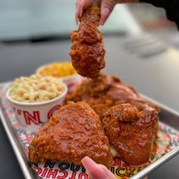 CHICK’N OUT - Updated November 2025 - 211 Photos & 98 Reviews - 37 ...
