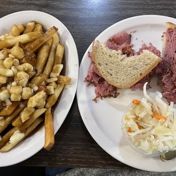 PANCER’S ORIGINAL DELI - 114 Photos & 99 Reviews - 3856 Bathurst Street ...