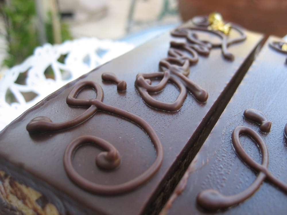 SANDY’S YUMMIES - Updated December 2024 - Los Angeles, California ...