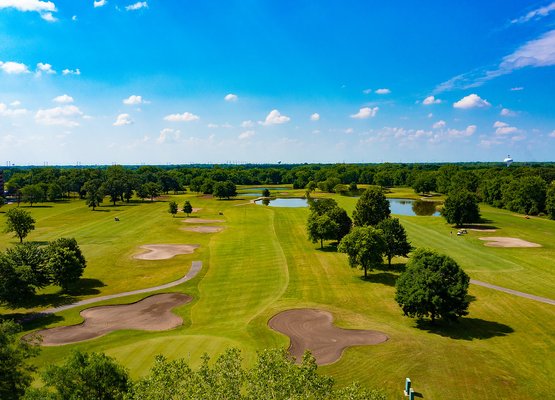 RIVER OAKS GOLF COURSE - Updated October 2025 - 1 Park Ave, Calumet ...