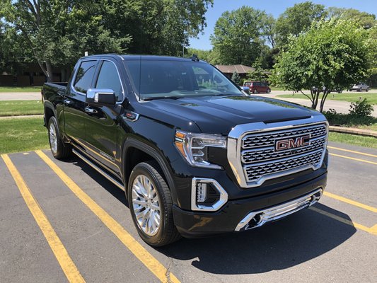 FOX BUICK GMC - Updated October 2025 - 35 Photos & 82 Reviews - 38000 ...