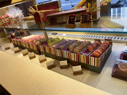 FRANÇOIS PRALUS - Updated December 2025 - 34 Photos & 16 Reviews - 44 ...