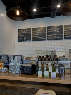 NALU HEALTH BAR & CAFE - 26 Photos & 14 Reviews - 226 Lewers St, Urban ...