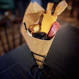 PENDENNIS CLUB - Updated August 2025 - 31 Photos - 218 W Muhammad Ali ...