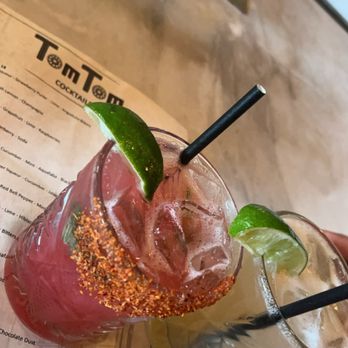 TOM TOM - Updated August 2024 - 1420 Photos & 1083 Reviews - 8932 Santa ...