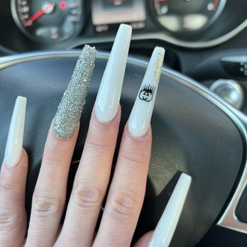 First lady nails store