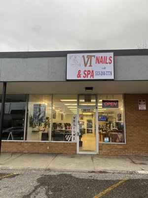 VT NAILS & SPA - Updated December 2025 - 12 Photos - 6613 Glenway Ave ...