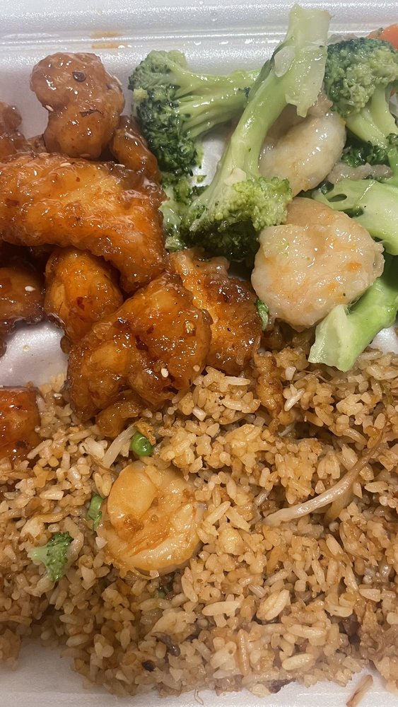 HOONG’S KITCHEN - Updated May 2026 - 24 Reviews - 881 S Federal Blvd ...