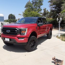 SIMI VALLEY FORD - 81 Photos & 490 Reviews - 2440 First St, Simi Valley ...