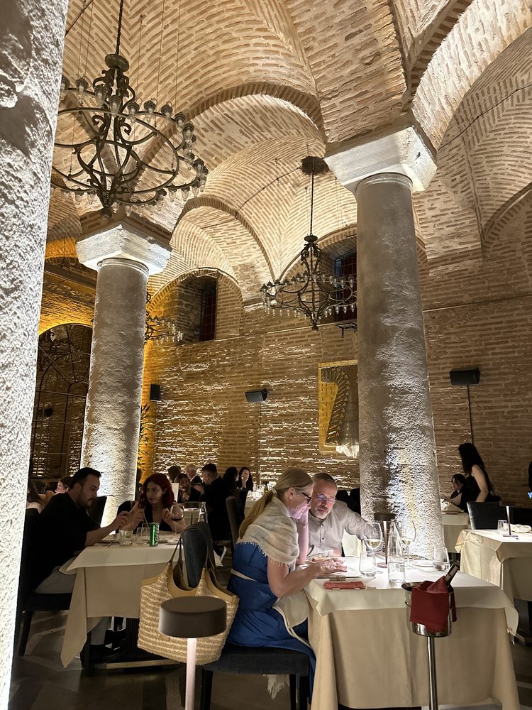 SARNIÇ RESTAURANT - Updated October 2025 - 16 Photos - Soğukçeşme Sok ...