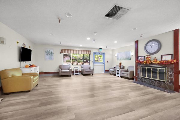 EVERGREEN POST ACUTE - Updated January 2026 - 24 Photos - 8643 NE Beech ...