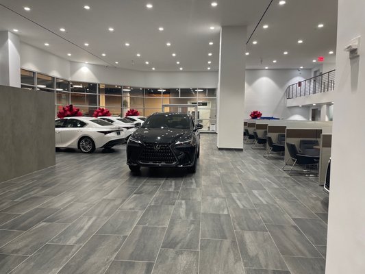 LEXUS OF MANHATTAN - Updated January 2026 - 45 Photos & 147 Reviews ...