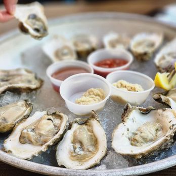 HALF SHELLS SEAFOOD GRILL - Updated January 2025 - 627 Photos & 570 ...