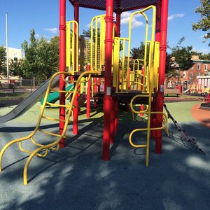 KELLY POOL - Updated October 2025 - 13 Reviews - Lansdowne Dr ...