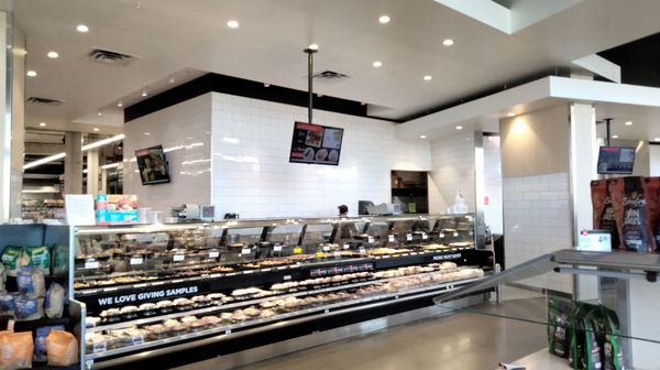 CUB - MINNEAPOLIS MINNEHAHA - Updated September 2025 - 466 Photos & 18 ...