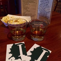 CEOL IRISH PUB - Updated October 2025 - 167 Photos & 203 Reviews - 410 ...