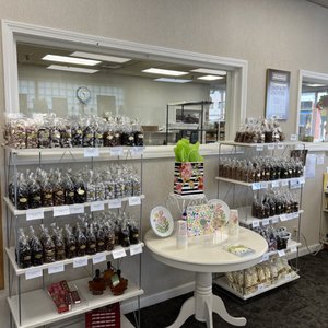 COLONIAL CANDIES - Updated January 2026 - 109 Photos & 50 Reviews - 47 ...