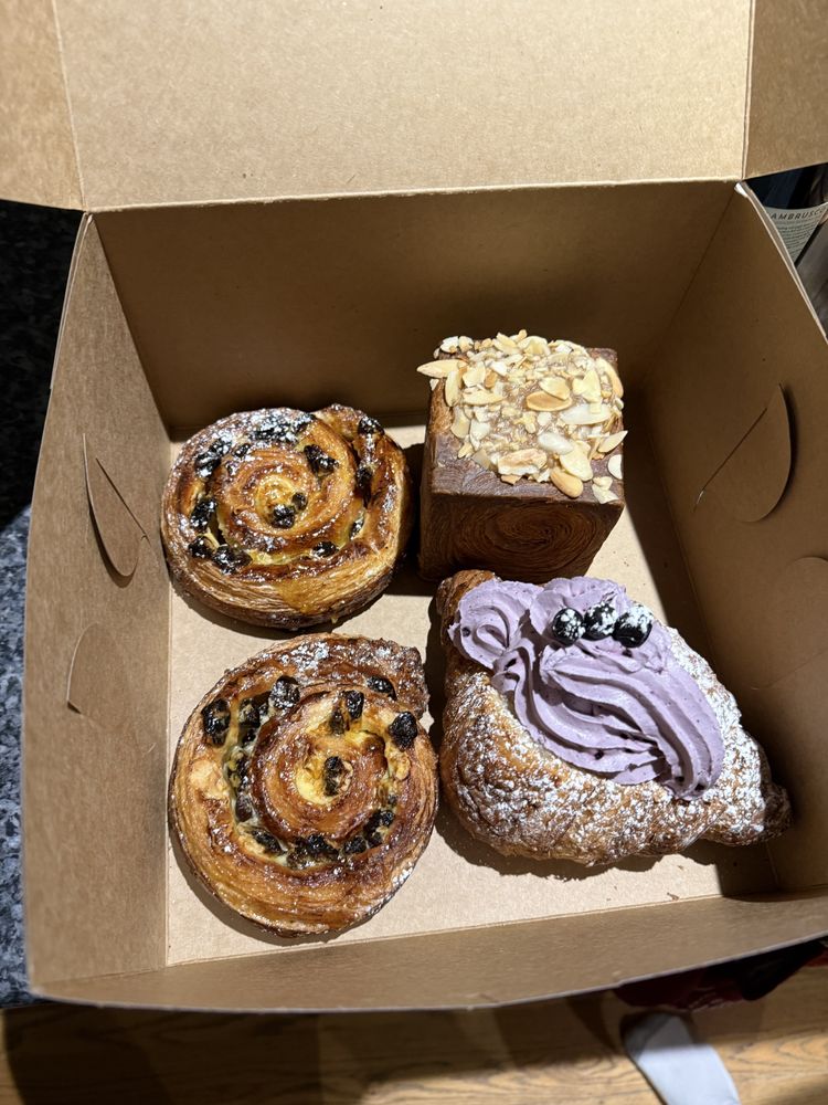 Dar Rafiki’s, Haverhill | Roadtrippers