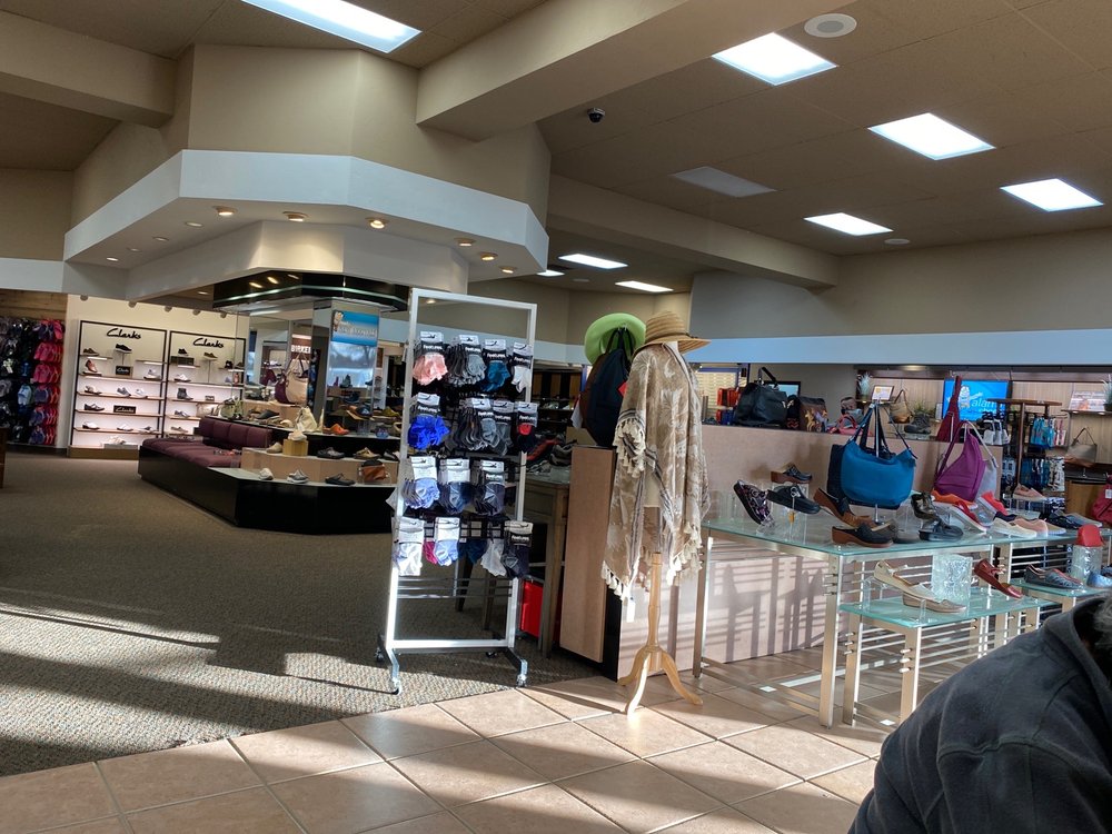 ALAN’S SHOES - 18 Photos & 42 Reviews - 6030 N Oracle Rd, Tucson ...